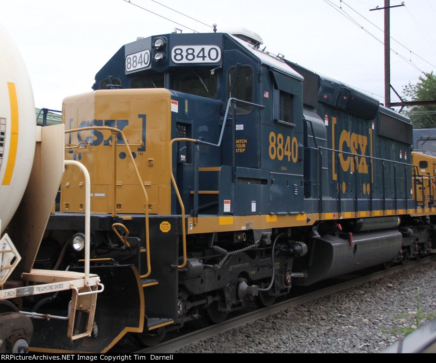 CSX 8840 third on Q410